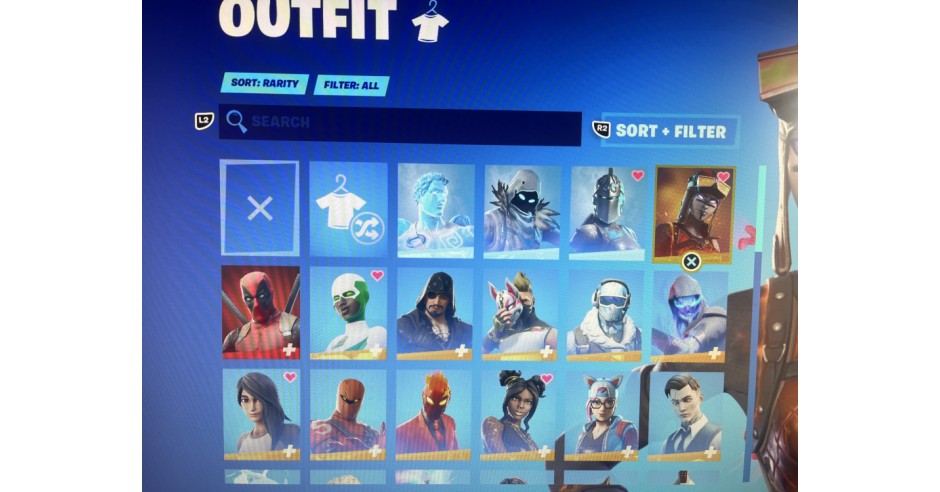 Vand cont de fortnite cu 85+ skinuri Discord:Iranyc#7201 | arhiva Okazii.ro