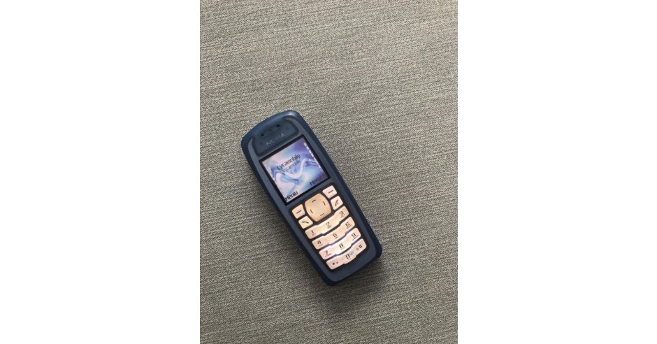 NOKIA 3100 vintage de colectie - telefon simplu cu butoane - tine ...