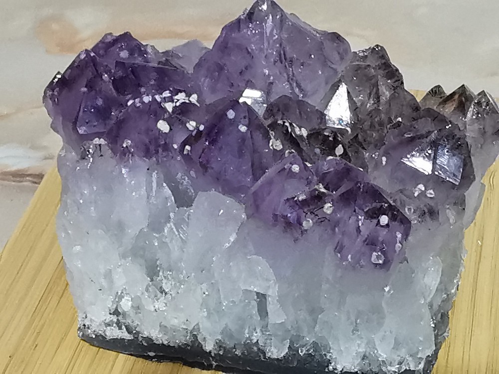 Geoda ametist - cuart - flori de mina- cadou piatra mov | arhiva Okazii.ro