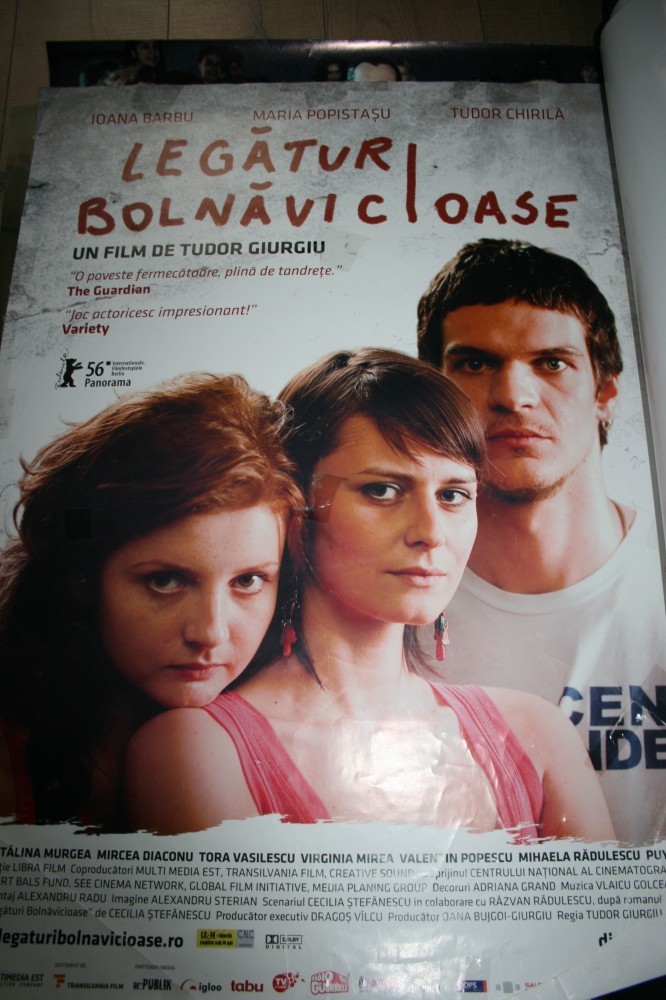 vand afise de cinema -FILME ROMANESTI 10 lei/buc | arhiva Okazii.ro