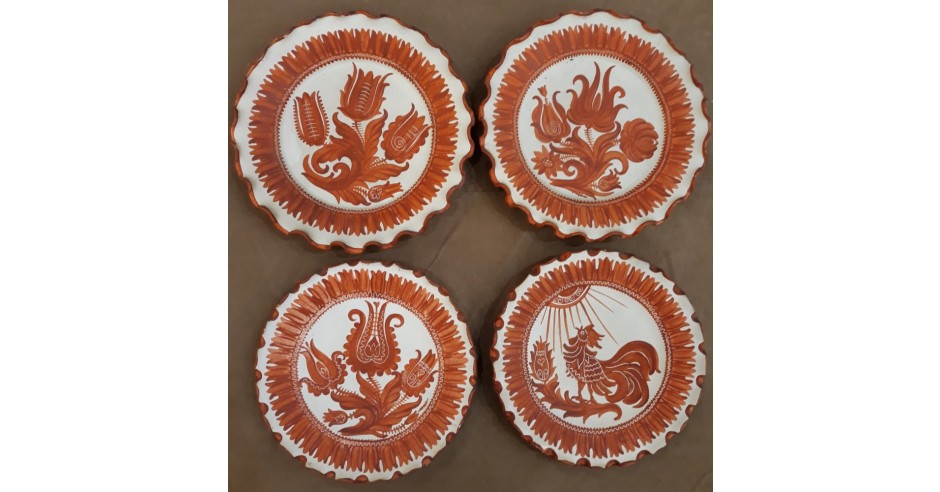 Ceramica veche Romania (Marginea Sv sau Ardeal ???) - Lot de patru vase ...