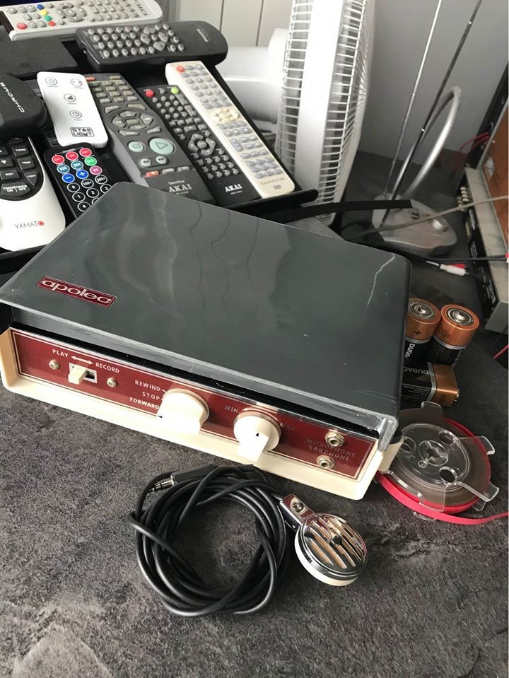 Mini-magnetofon AIWA | arhiva Okazii.ro