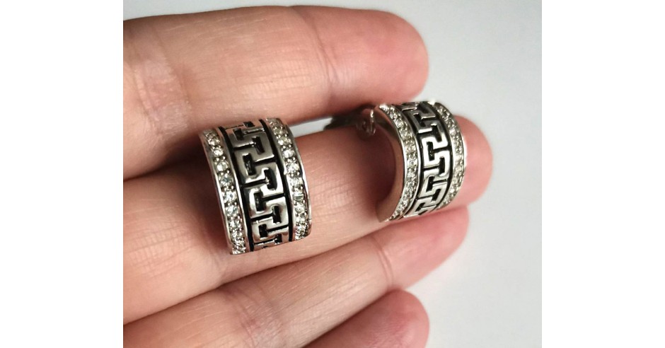 Cercei CLIPS gama VERSACE - INOX placati cu aur alb filat 18k martisor ...