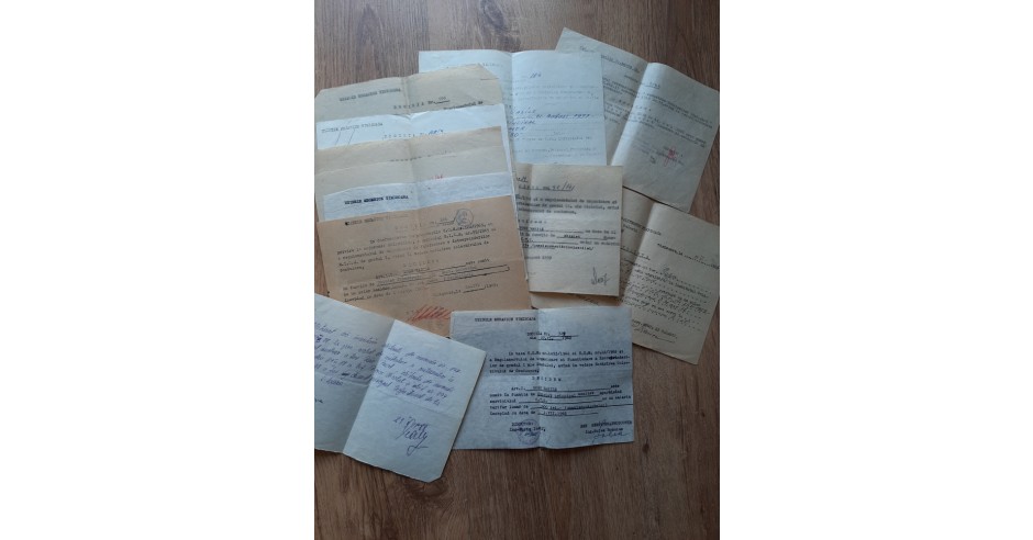 Lot diverse acte documente comuniste vechi instructiuni garantie ...