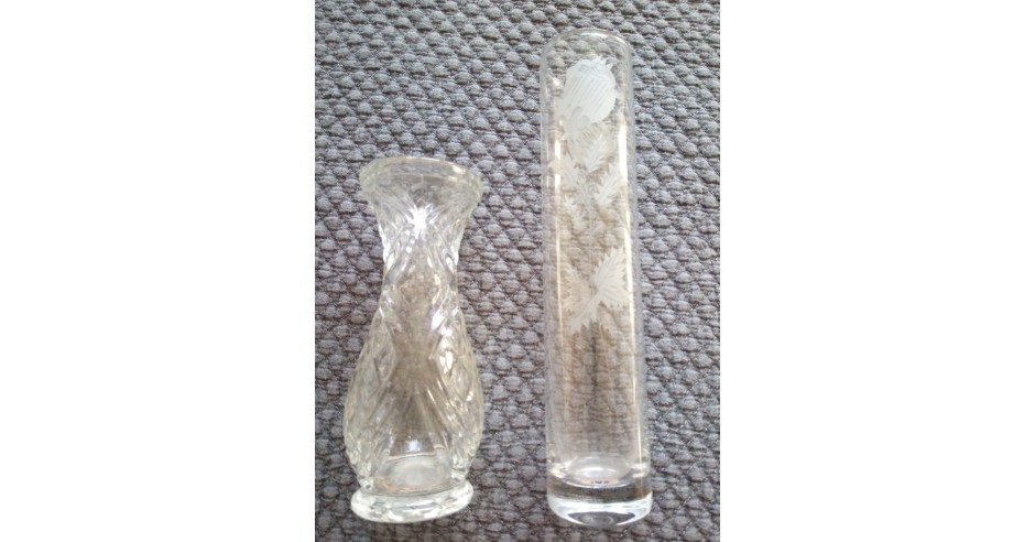 Doua vaze mici din sticla | arhiva Okazii.ro