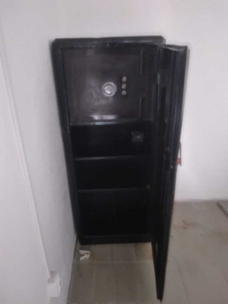 SEIF FICHET VECHI ,PROBABIL UNICAT IN ROMANIA ,DATA FABRICATIEI NU O ...