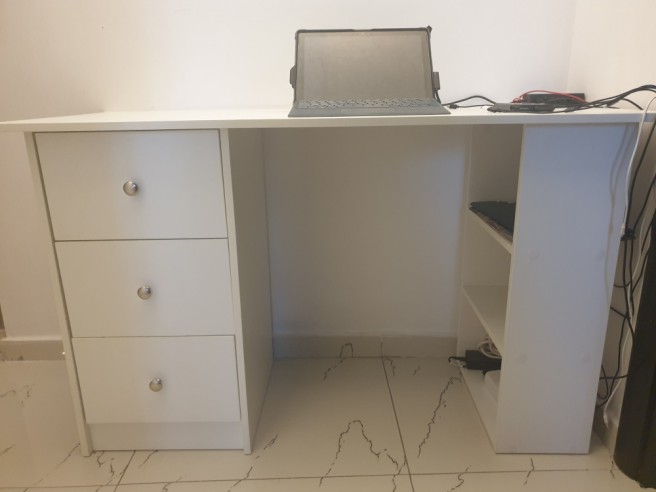 Mobila birou second hand - Cumpara cu incredere de pe Okazii.ro.