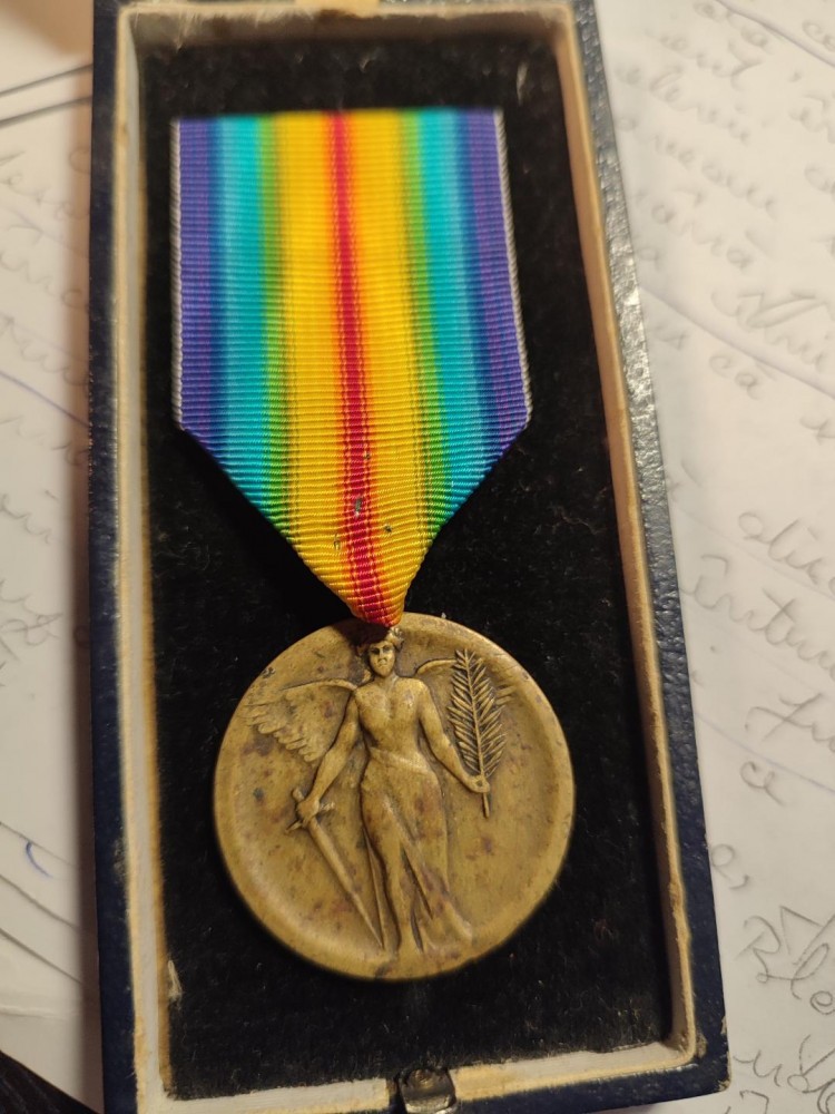 Medalia Victoriei Romania ? Primul Razboi Mondial in cutia originala cu eroare | arhiva Okazii.ro