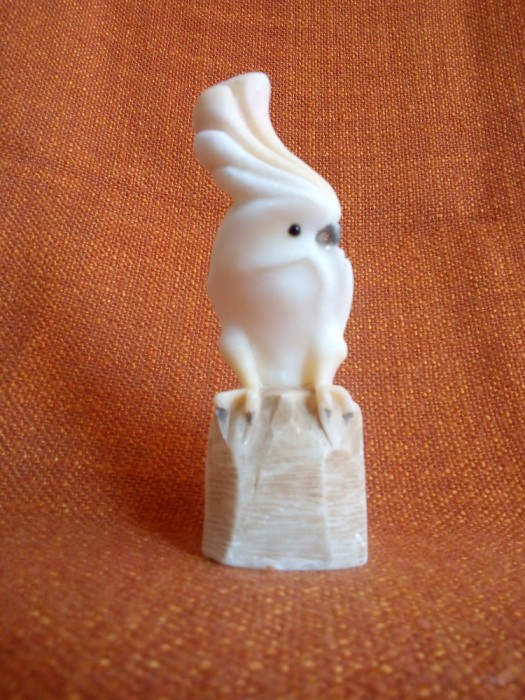 Papagal Cacadu, sculptura in marmura | Okazii.ro