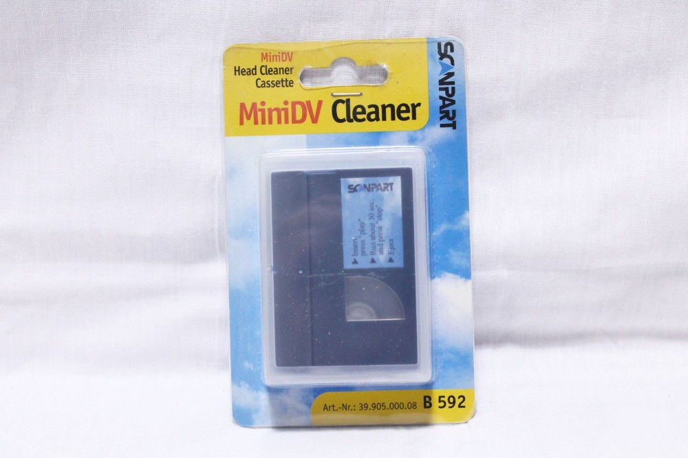 Caseta video MiniDV Mini DV pentru sters curatare cap camera video head ...