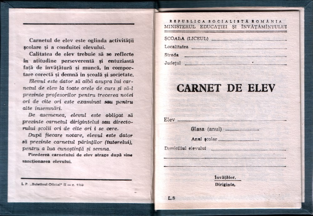 carnet de elev in alb, necompletat - vintage | arhiva Okazii.ro