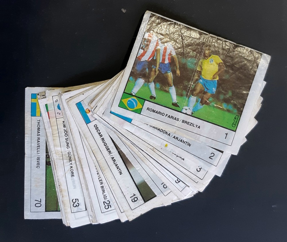 Surprize Guma CINCIN Fotbal Serie Completa 70 bucati | arhiva Okazii.ro