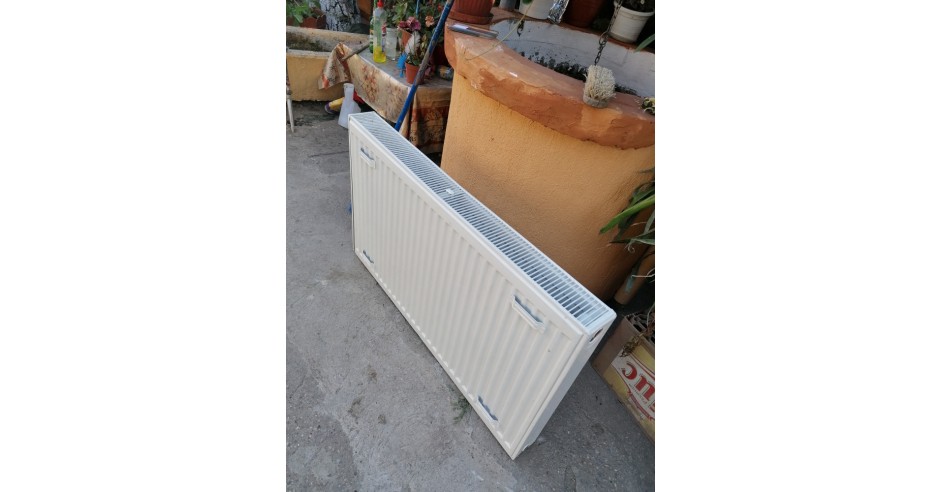 Vand calorifer centrala ?i calorifer portprosop pentru baie | arhiva ...