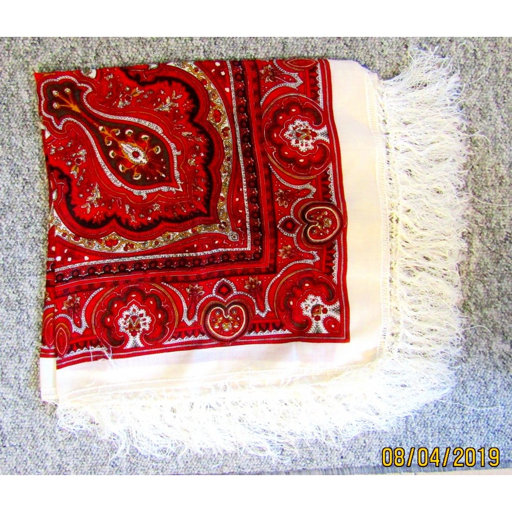 Naframa de Kașmir cu ciucuri. D 72/72 cm. | Okazii.ro