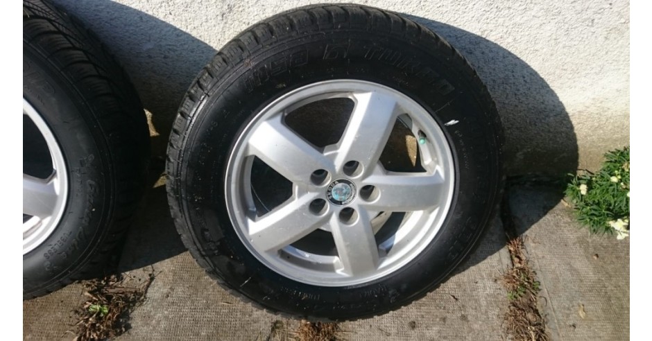 Jante aliaj cu anvelope iarna 195/65R15, pt. Skoda Octavia, set 4 buc | arhiva Okazii.ro