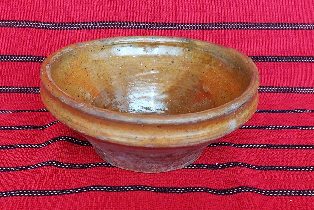 Castron adanc romanesc din ceramica smaltuita la interior, olarit ...