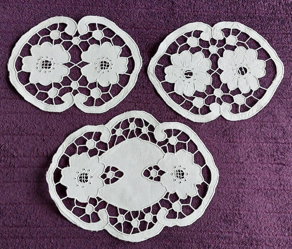 Set 3 mileuri traditionale romanesti, broderie sparta vintage 60 ani ...