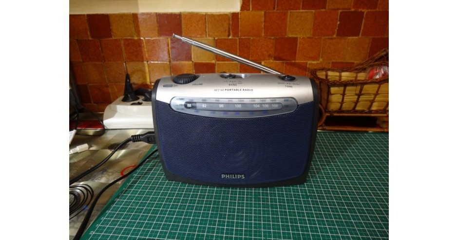 Aparat Radio Philips AE2160 /FM/MW/Unde lungi | arhiva Okazii.ro