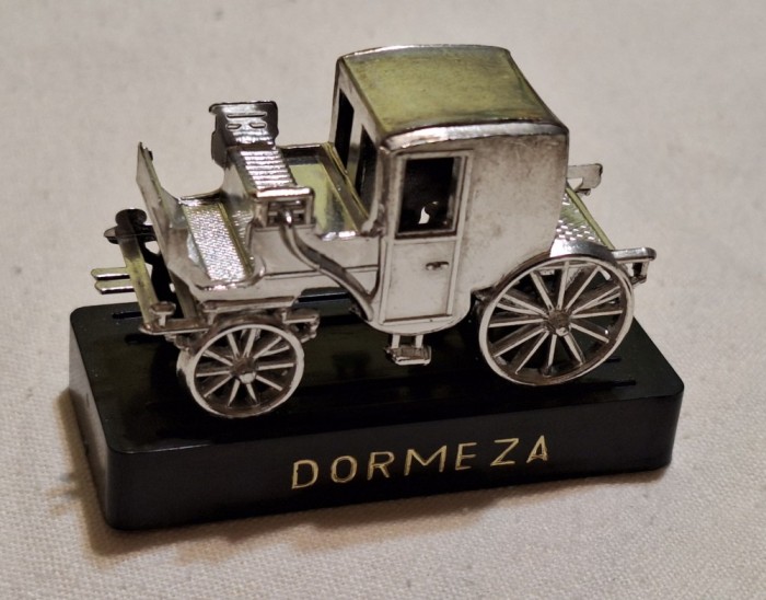 DORMEZA - trasura - caleasca - masinuta model vechi de epoca anii 1900 ...