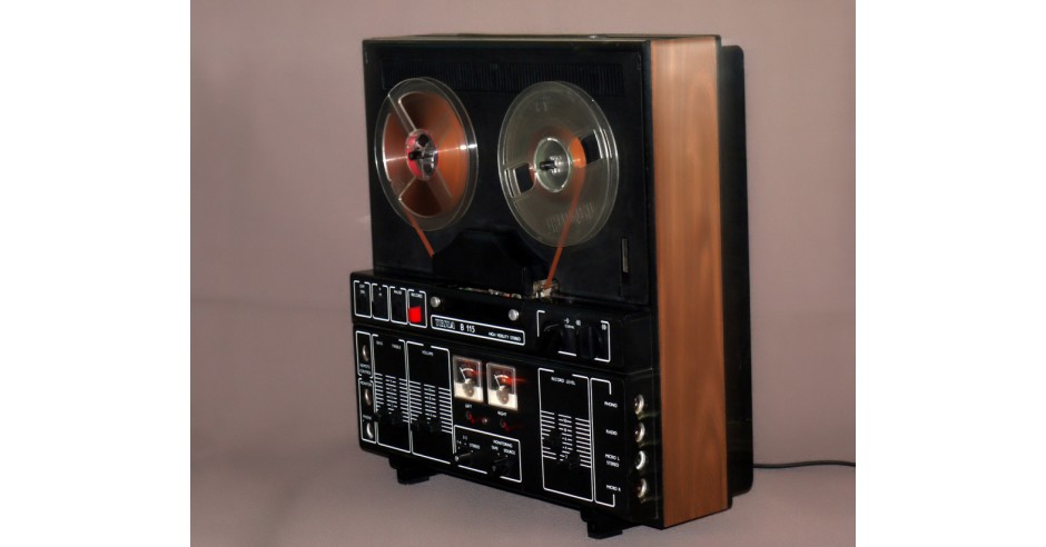 Magnetofon Tesla B115 cu boxe originale Tesla 15W. | arhiva Okazii.ro