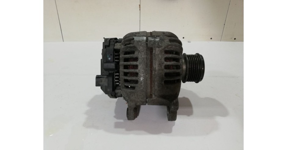 Alternator Vw Golf 6 Passat B6 B7 Skoda Octavia 2 Superb 2.0 TDI ...