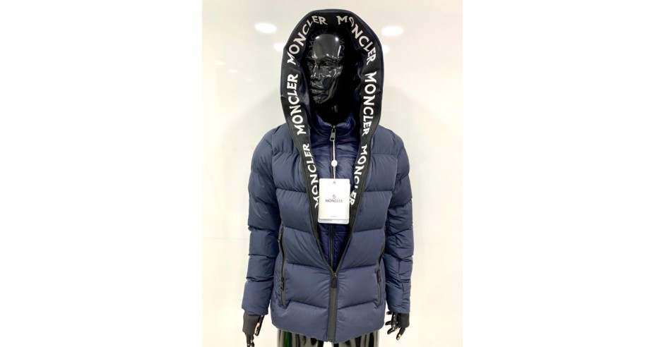 Geaca Moncler barbati | arhiva Okazii.ro