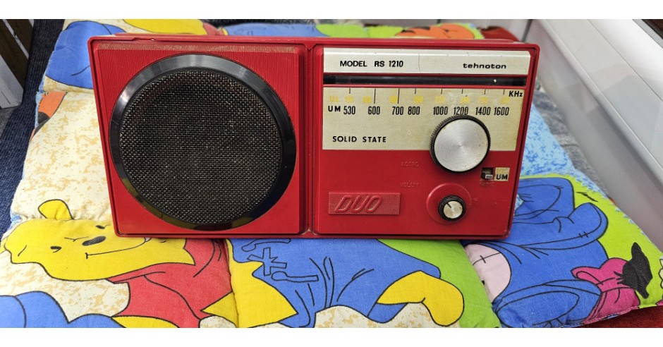 RADIO DUO RS 1210 TEHNOTON , O CULOARE FOARTE RARA ! FUNCTIONEAZA MEDII ...