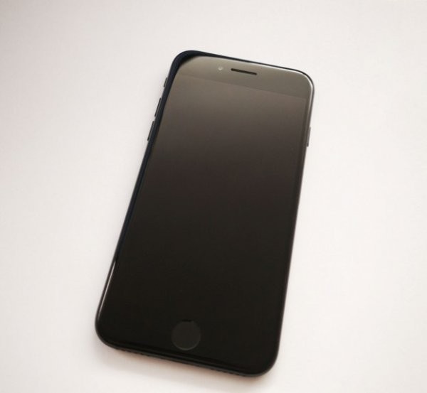 Telefon Apple iPhone 7, Negru Lucios, 128 GB, Fara Accesorii | arhiva ...