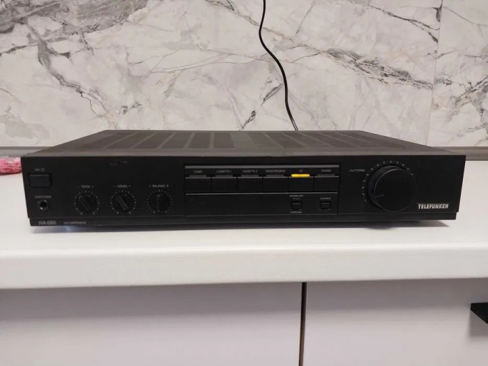 Amplificator/statie TELEFUNKEN HA680 defect | Okazii.ro