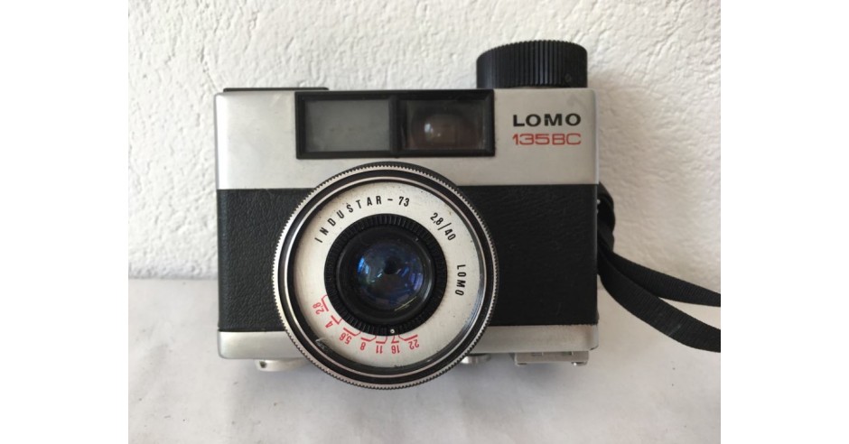 Aparat foto vintage LOMO 135BC cu obiectiv Industar-73 2,8/40, URSS ...