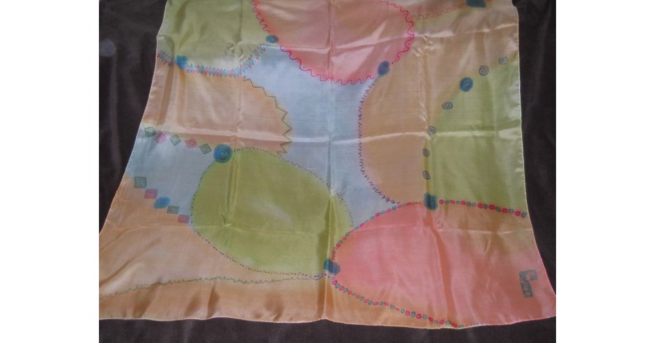 Batic matase naturala, spuma | arhiva Okazii.ro