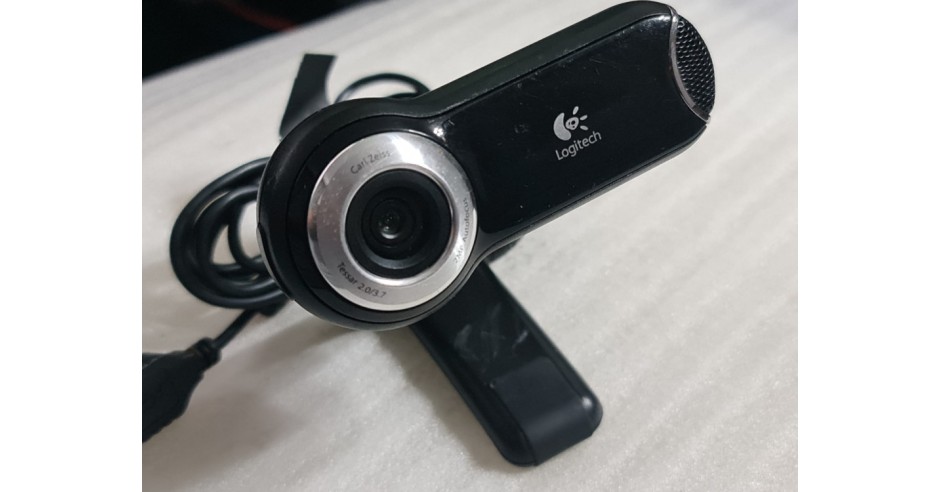 Camera USB Logitech QuickCam Pro 9000 Carl Zeiss 2MP Autofocus | arhiva ...