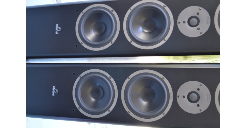 Boxe Magnat Vector 77 | arhiva Okazii.ro