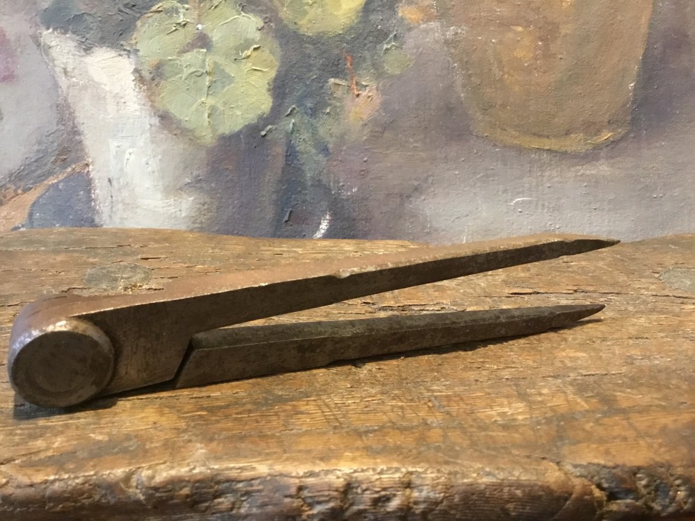 Scule / Unelte vechi - compas din metal model interesant pemtru diverse ...