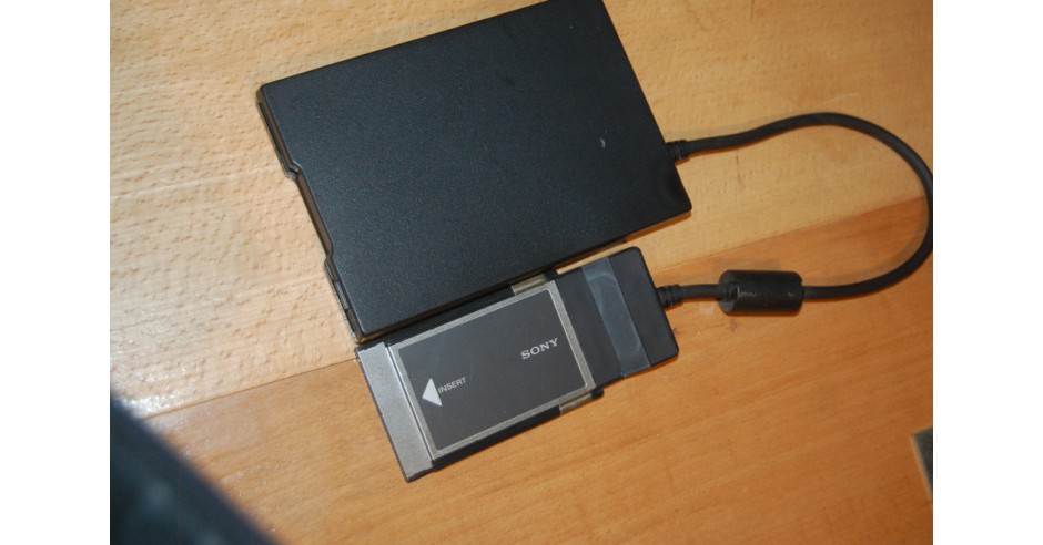 ADAPTER / EXTERNAL FLOPPY DRIVE PENTRU LAPTOP PCMCIA -SONY MODEL FA-P1 ...