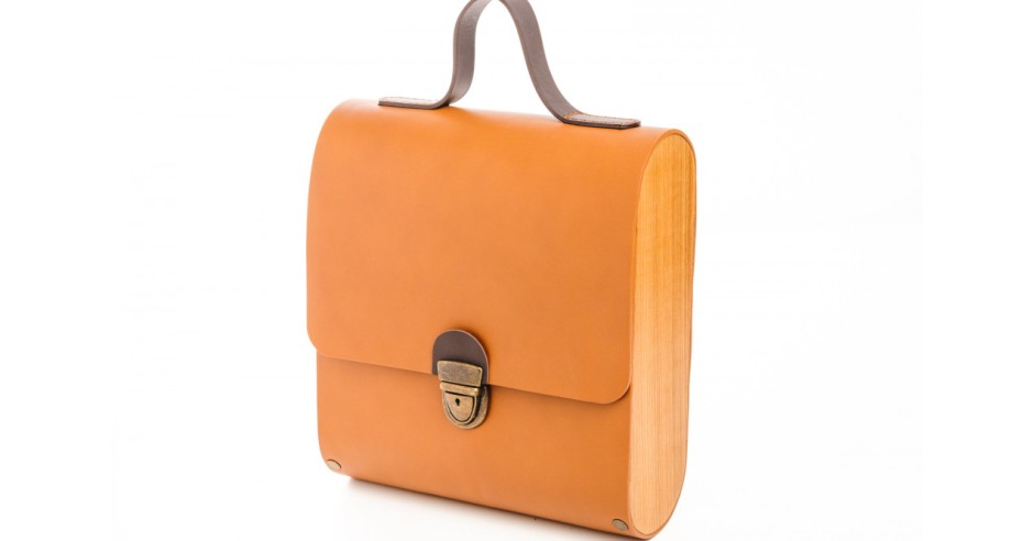 Rucsac dama din piele naturala si lemn reciclat, lucrat manual, Dory ...