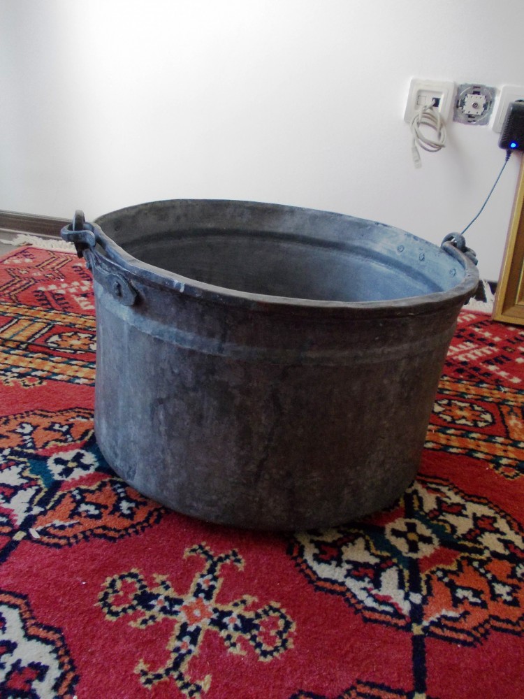 CALDARE/CEAUN cu toarta, din cupru, vas romanesc, foarte vechi, manual ...