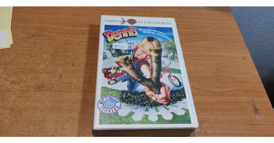 Film VHS Dennis - germna #A2230 | arhiva Okazii.ro