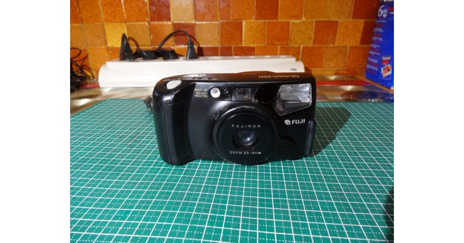 Aparat foto compact pe film 35mm Fuji Dl-1000 zoom | arhiva Okazii.ro