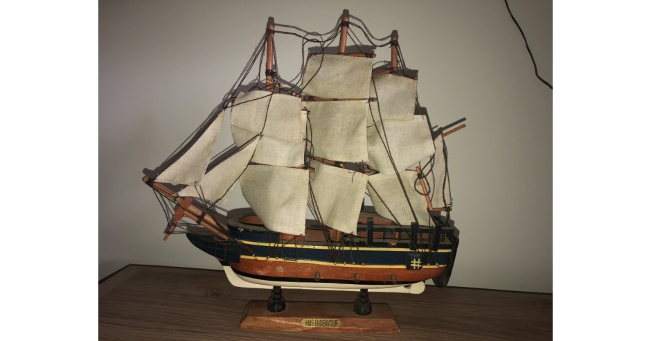 Macheta navala veche englezeasca,corabie HMS Endeavour | arhiva Okazii.ro