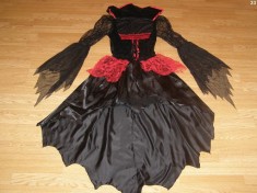 costum carnaval serbare rochie medievala vrajitoare pentru copii de 12 ...