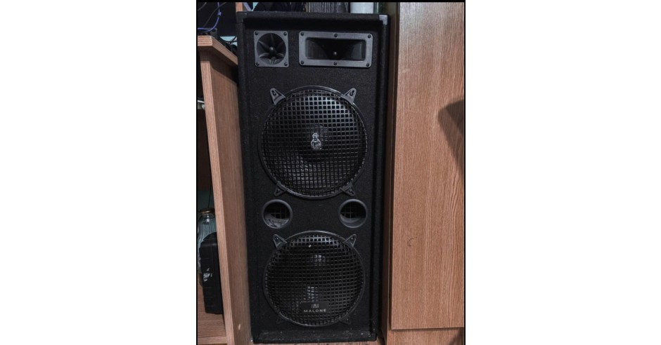 Set boxe 2000w cu amplificator | arhiva Okazii.ro