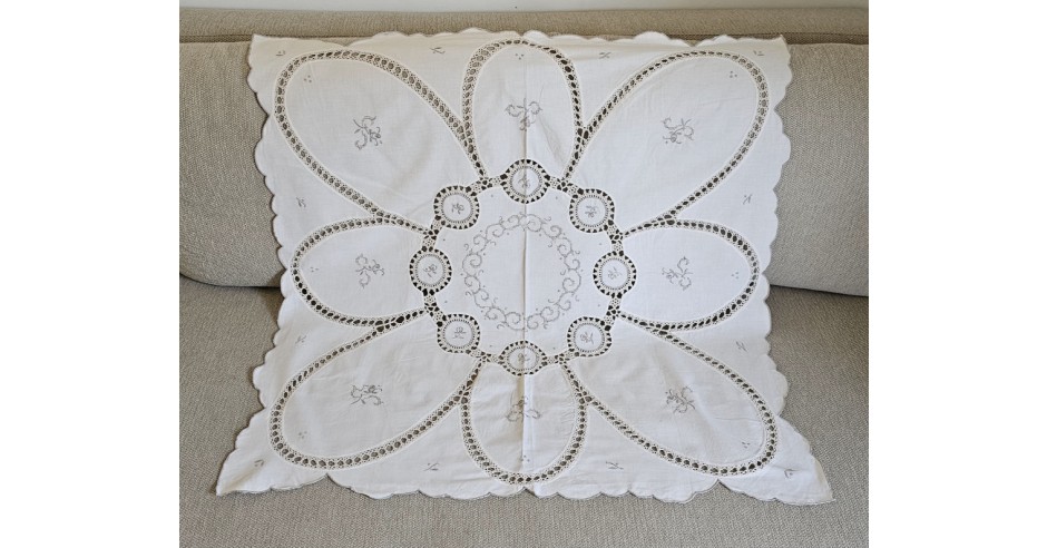 FATA DE MASA VINTAGE DIN BUMBAC CU MACRAME CROSETAT SI NSERAT L250 ...