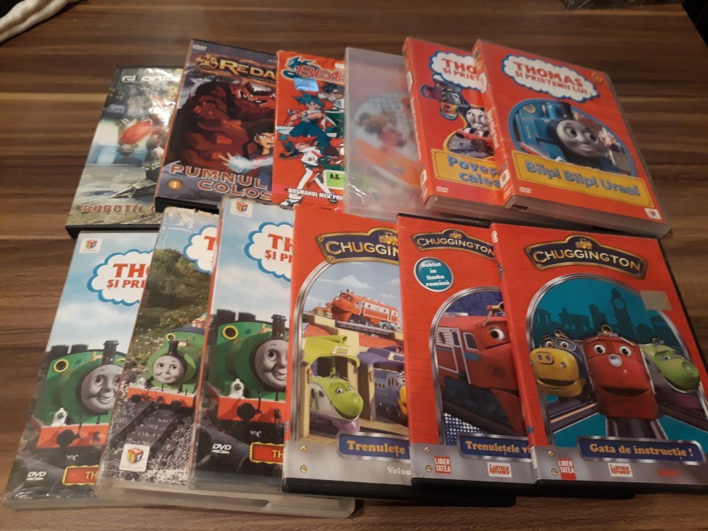 LOT 12 DVD DESENE ANIMATE PRETUL ESTE PENTRU TOT LOTUL | arhiva Okazii.ro