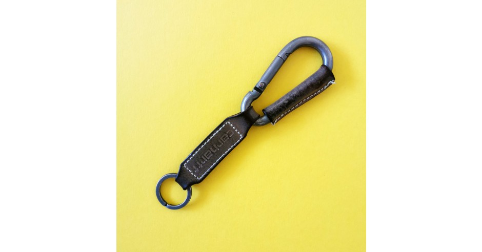 Carabiniera carabina CARHARTT WIP port chei breloc metal piele | arhiva ...