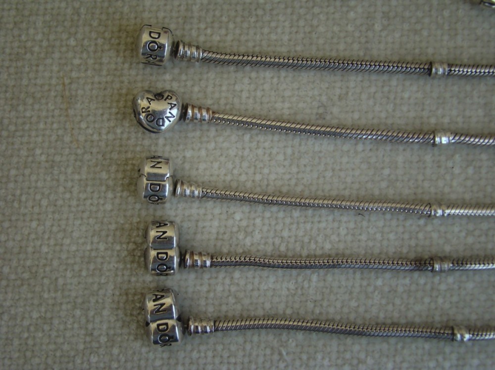 Bratari si Talismane Originale PANDORA - Argint 10 lei / gramul | Okazii.ro