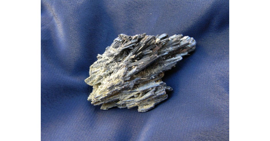 Specimen minerale - STIBINA (C9), Naturala | Okazii.ro