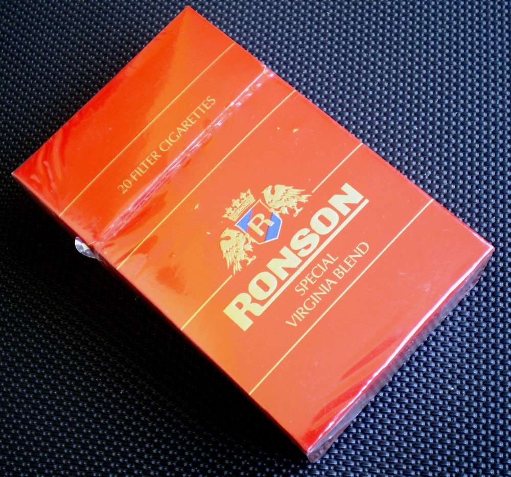 O.145 PACHET TIGARI RONSON PLIN FOLIE NEDESFACUTA | arhiva Okazii.ro