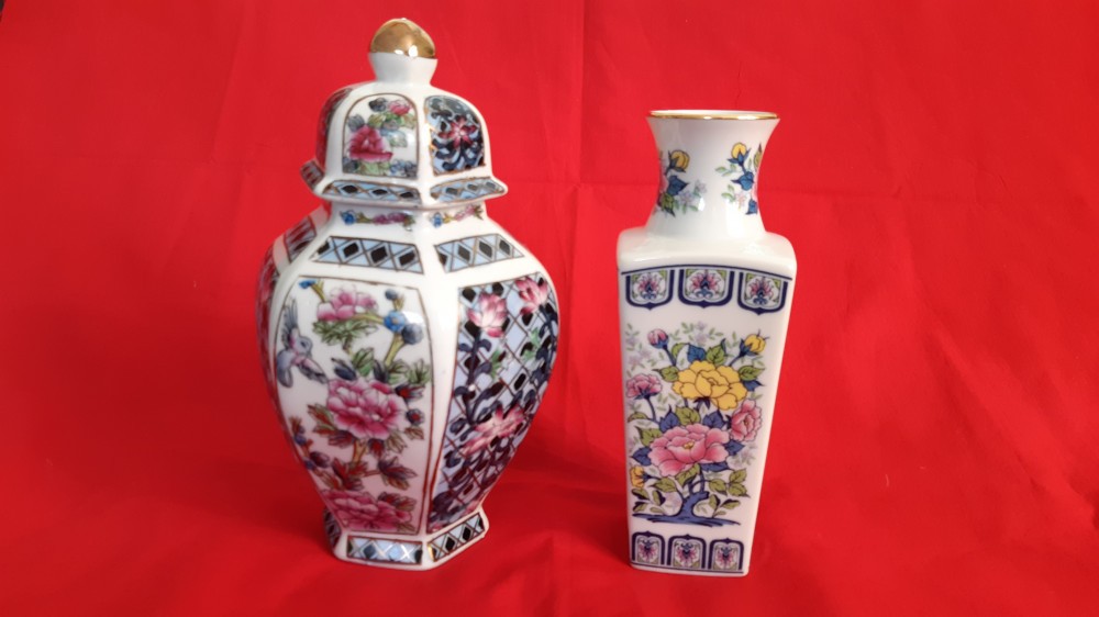 Set Vaza ?i Urna portelan Chinezesc | arhiva Okazii.ro