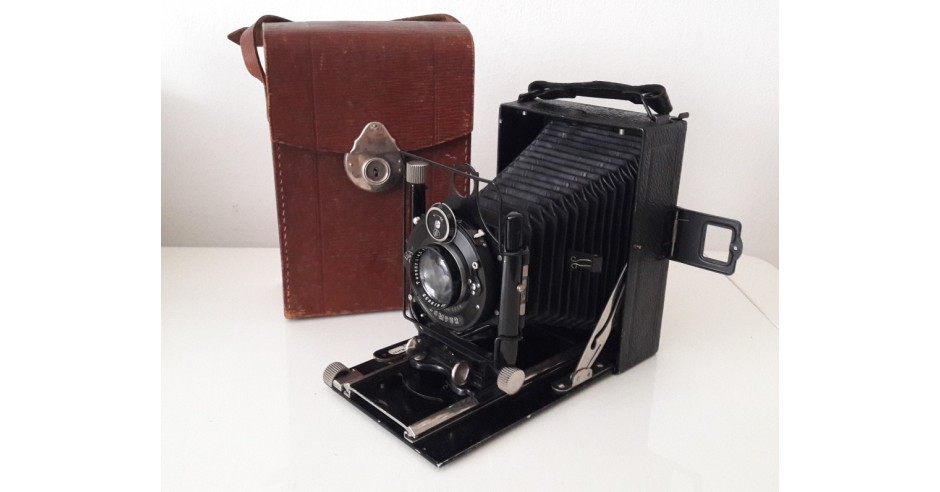 aparat foto vechi cu burduf VOIGTLANDER AVUS pe negative de sticla ...